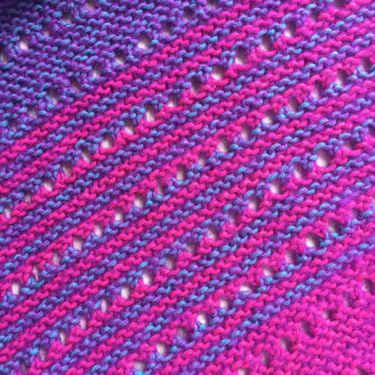 Flat Out Fabulous Shawl – Free Knit Pattern | MissNeriss